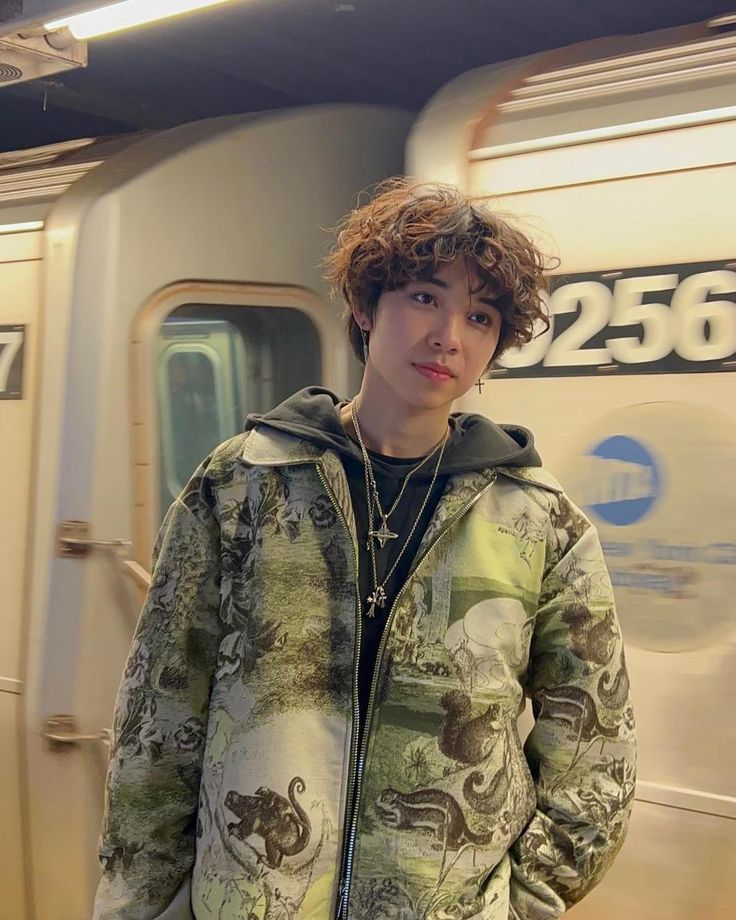 Asher Lara Age: Discover His Stunning Journey At 19