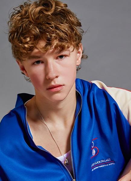 Dylan Hoffman Age: Unveiling The Young Star Birth Details And Career ...