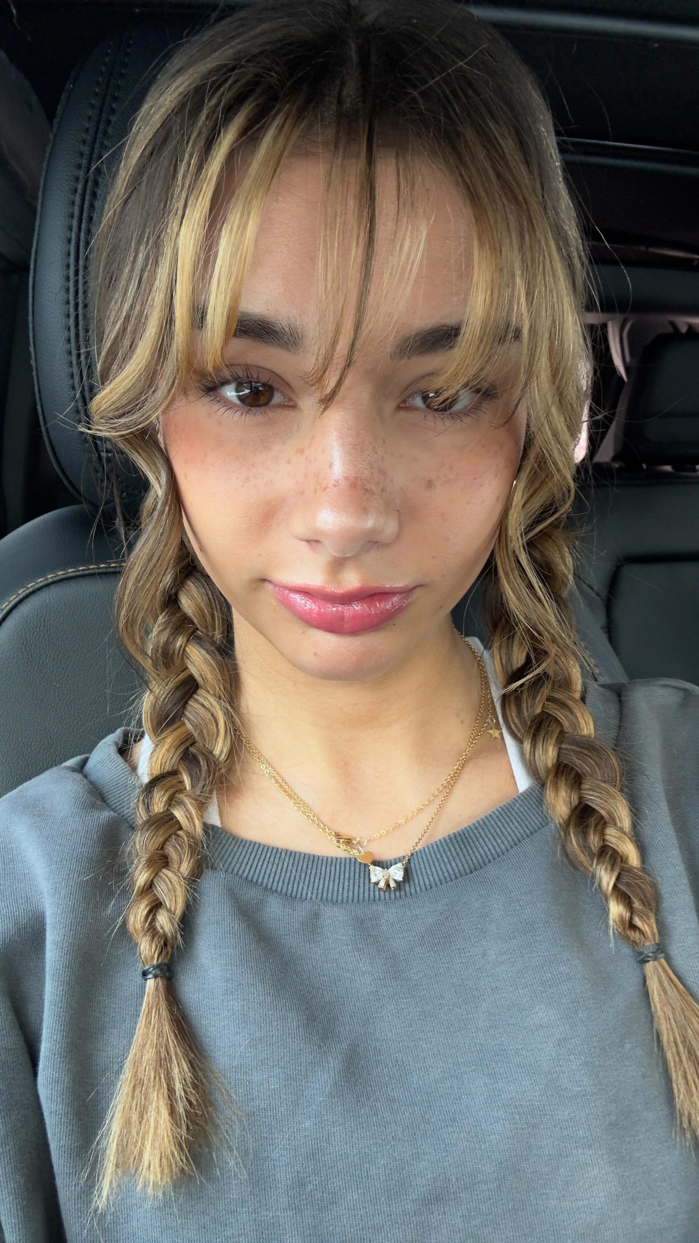Mikayla Campinos Age: A Deep Dive Into Her Life, Career, And More
