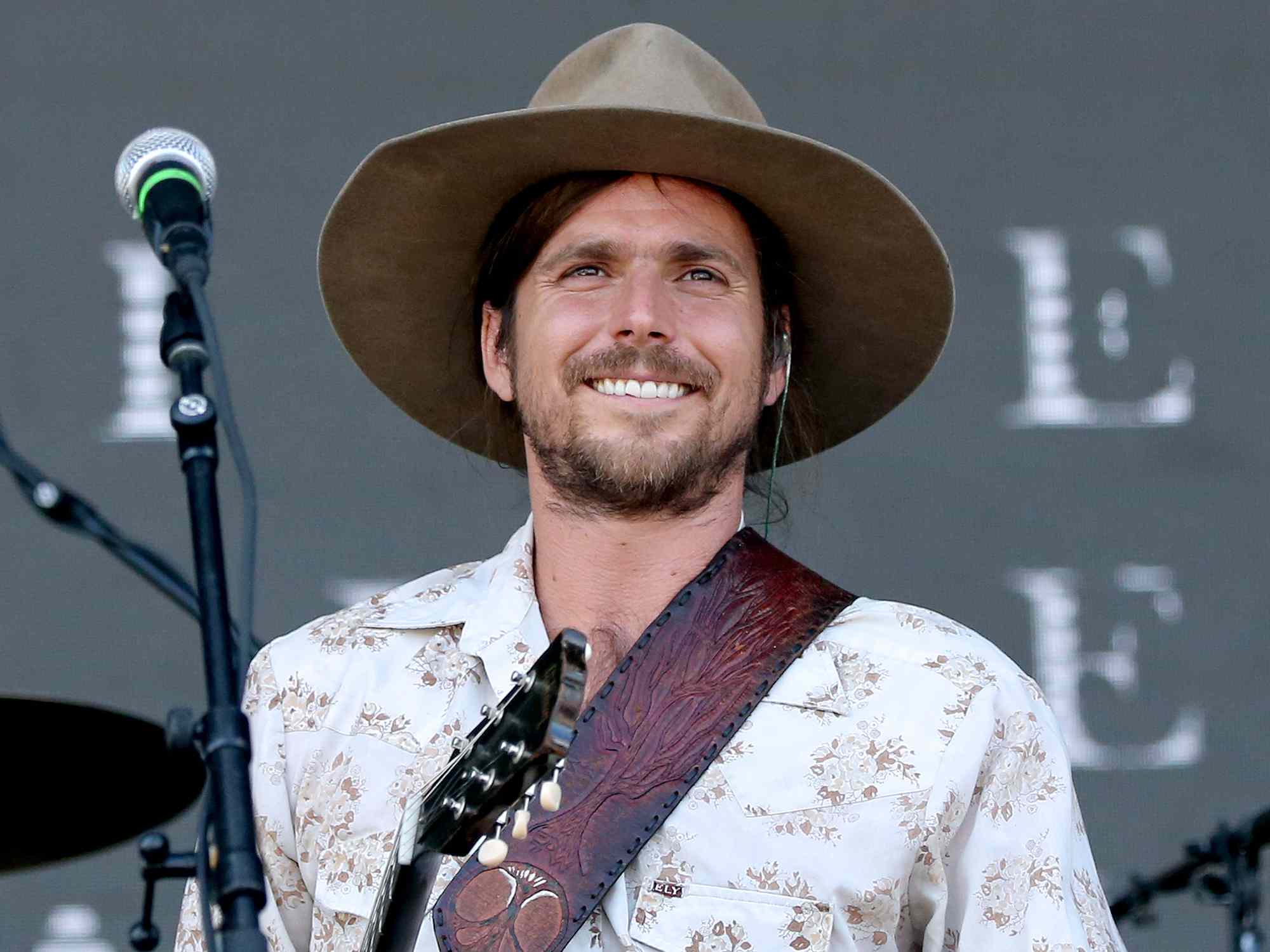 Lukas Nelson Girlfriend: Unraveling His Love Life And Relationships In 2025